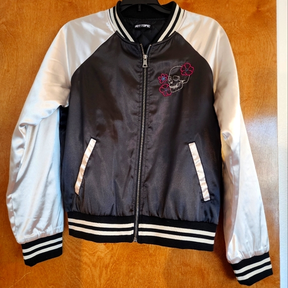 Hot Topic | Jackets & Coats | Light Jacket | Poshmark